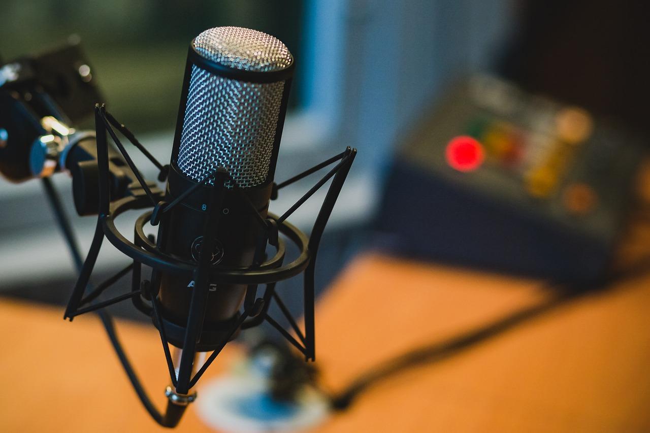 What's the Difference Between a Webcast vs a Podcast? | WorkCast
